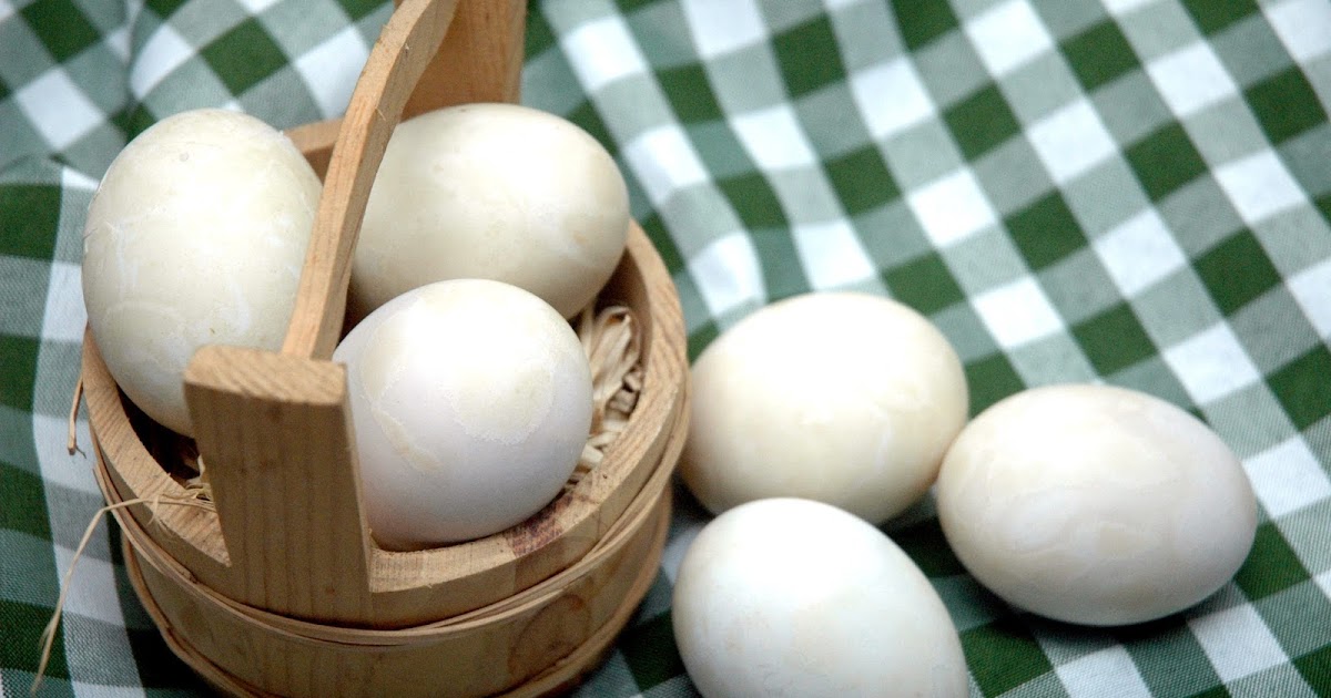 DUDE FOR FOOD: Traditional Filipino Delicacies: Salted Duck Eggs ...