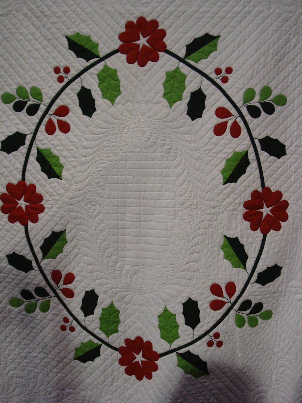 Quilts by Rosemary: Christmas Poinsettia Quilt