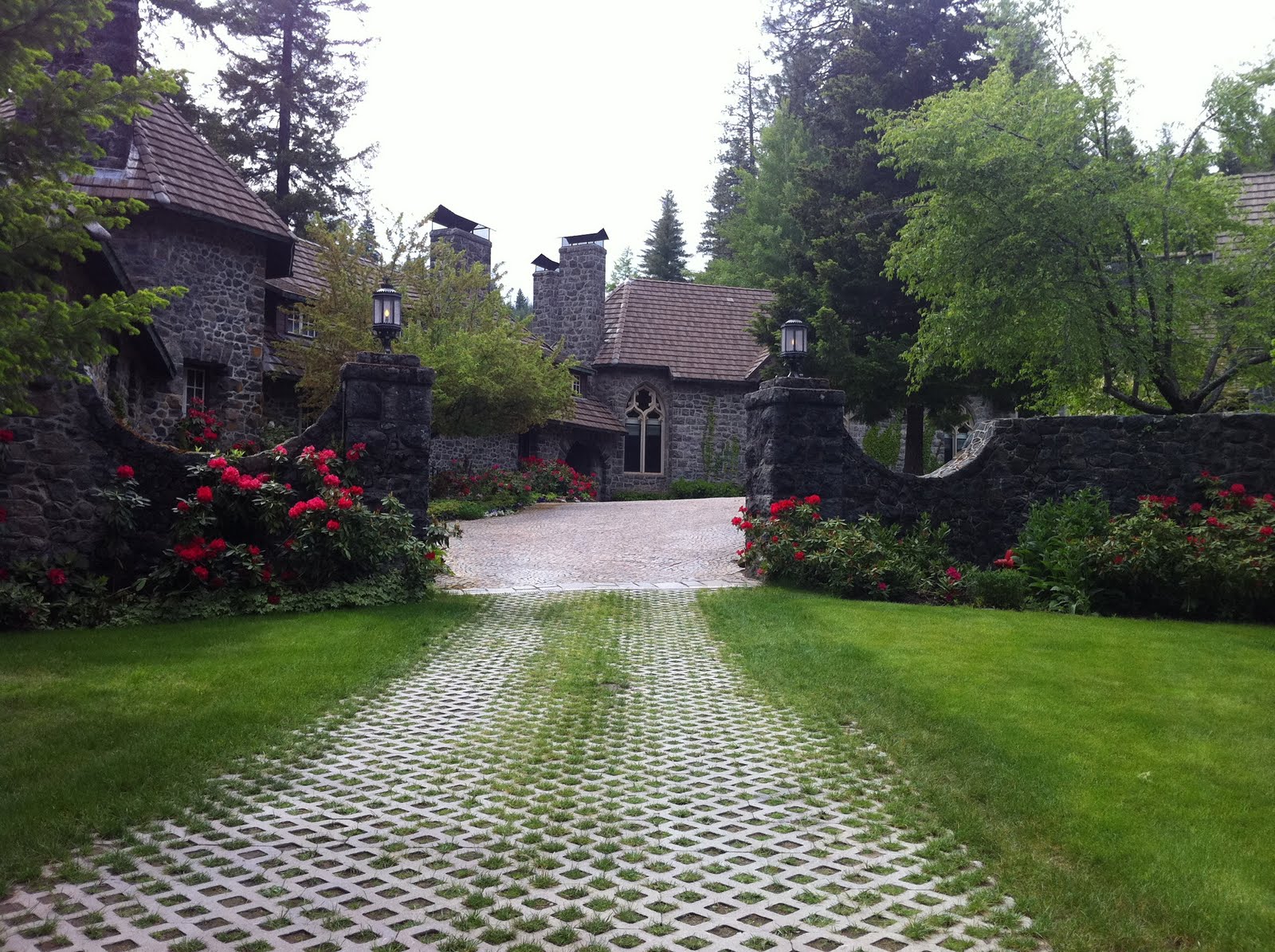 1000+ images about Wyntoon on Pinterest | Blue prints, California and ...