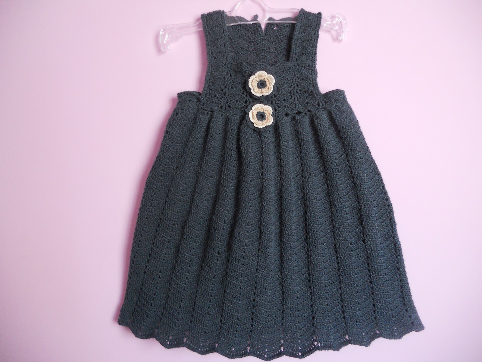 Crosetate,pentru copii...: Rochite