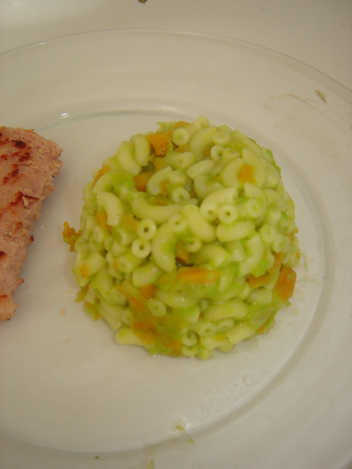 Pâtes à la crème de petits pois et carottes