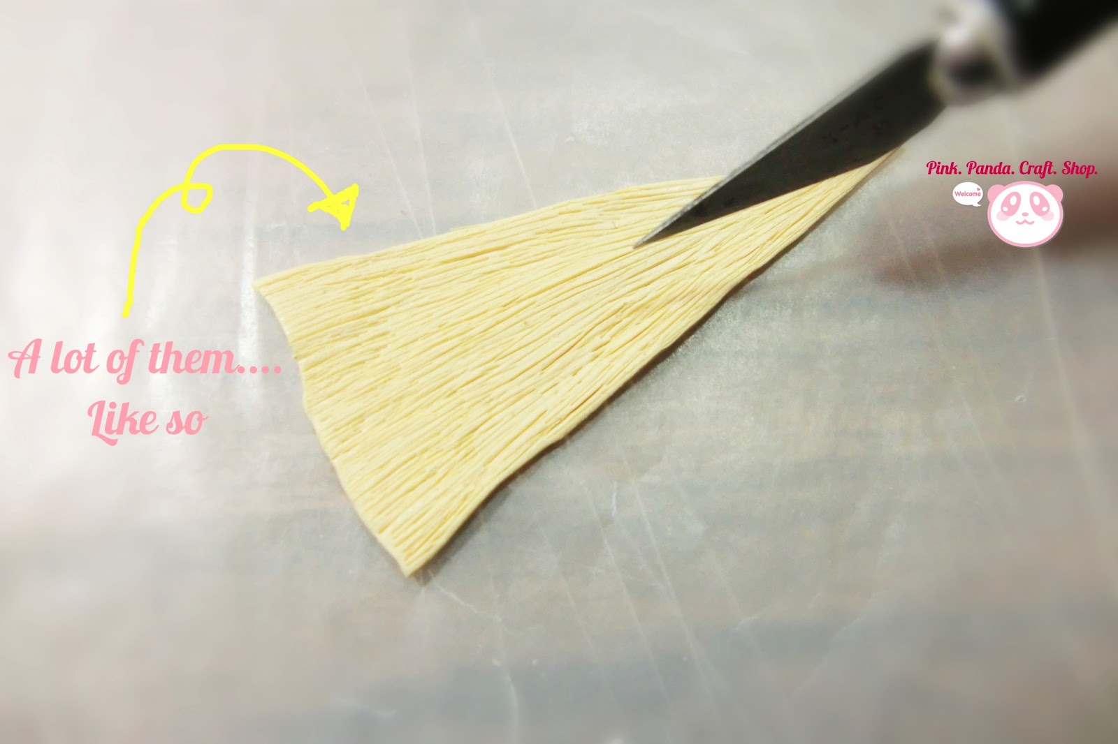 PinkPandaCraftShop: How to make polymer clay croissant~