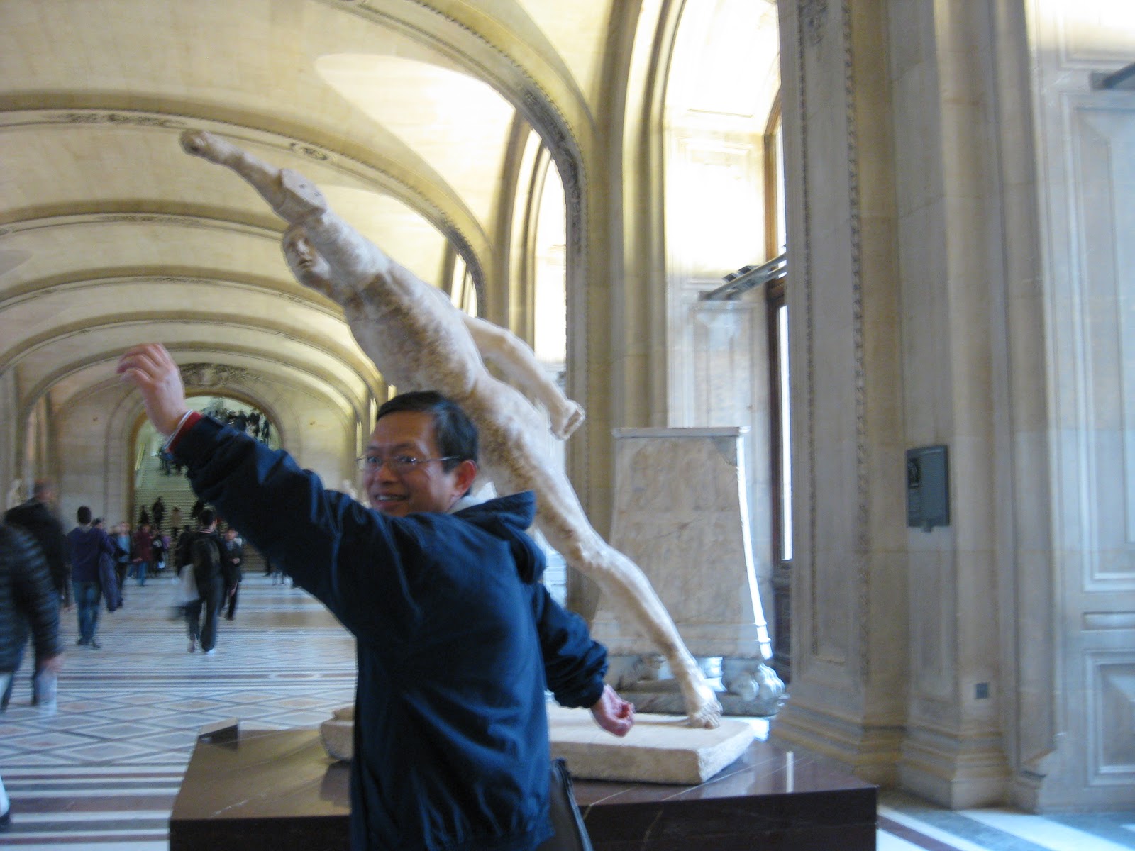 Angel Statue Louvre at Sharon Russell blog