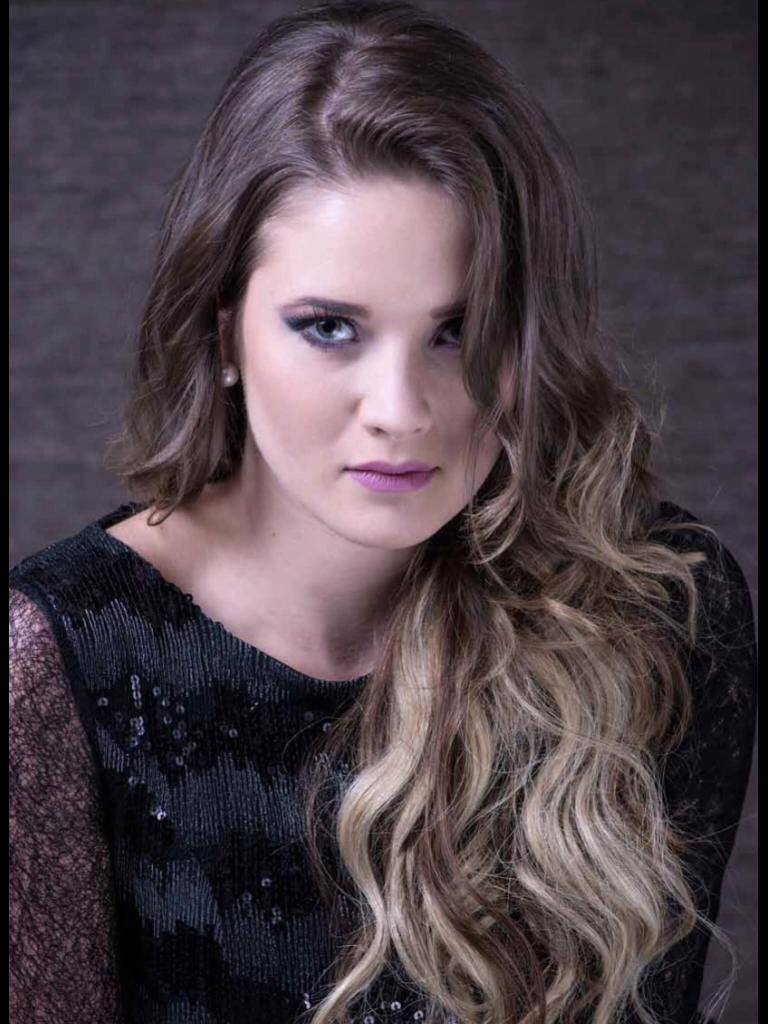 Fotos: Sesión de fotos de Kimberly Dos Ramos por Héctor Torres — 2013 ...