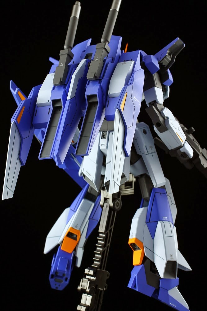 Gundam Family: HG 1/144 Lightning Gundam + Back Weapon System Custom Build