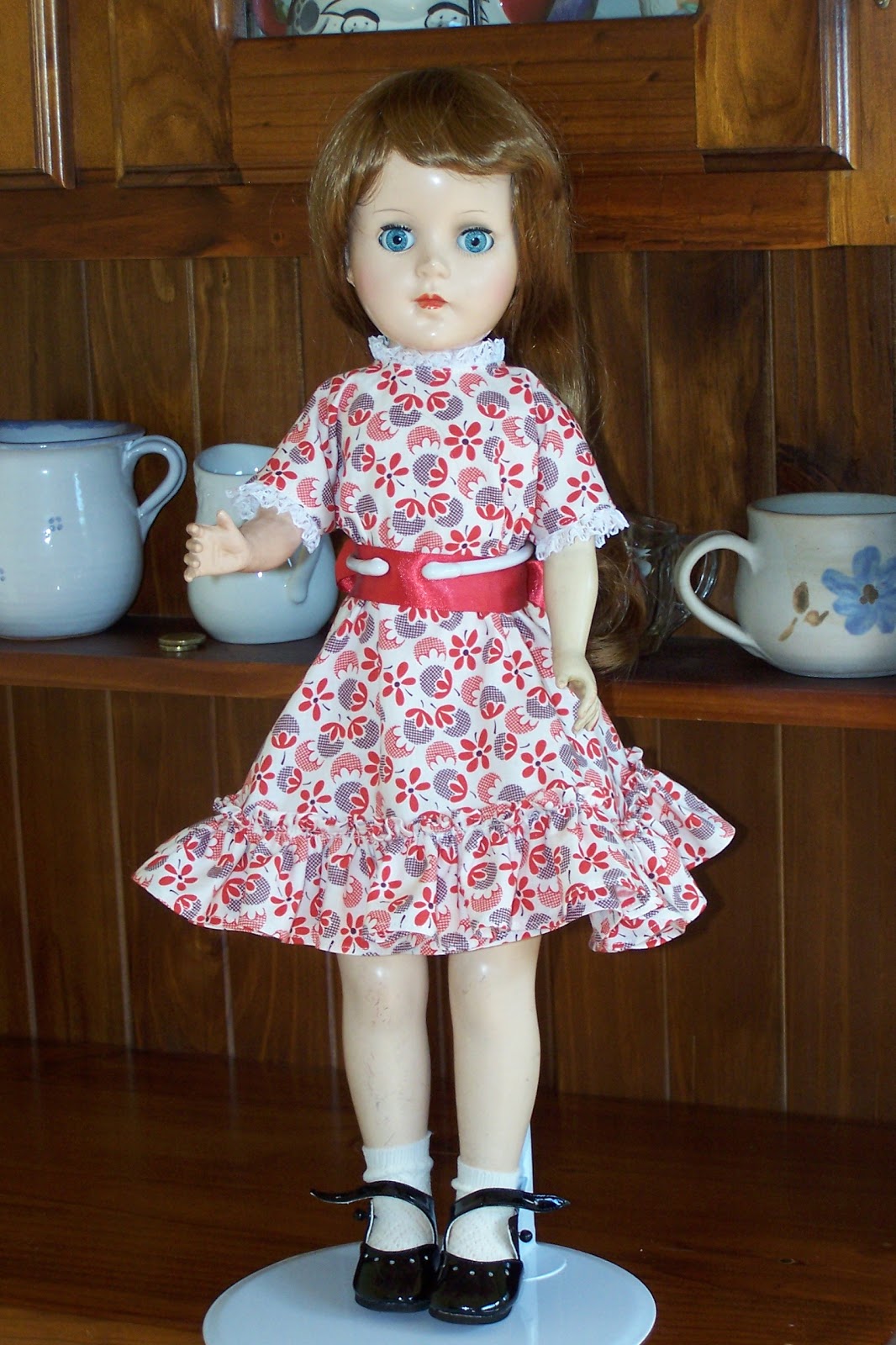 Lizzie's Arty Crafty 'n Dolls: Dolls! New Dress, Hair and Hat for my 21 ...