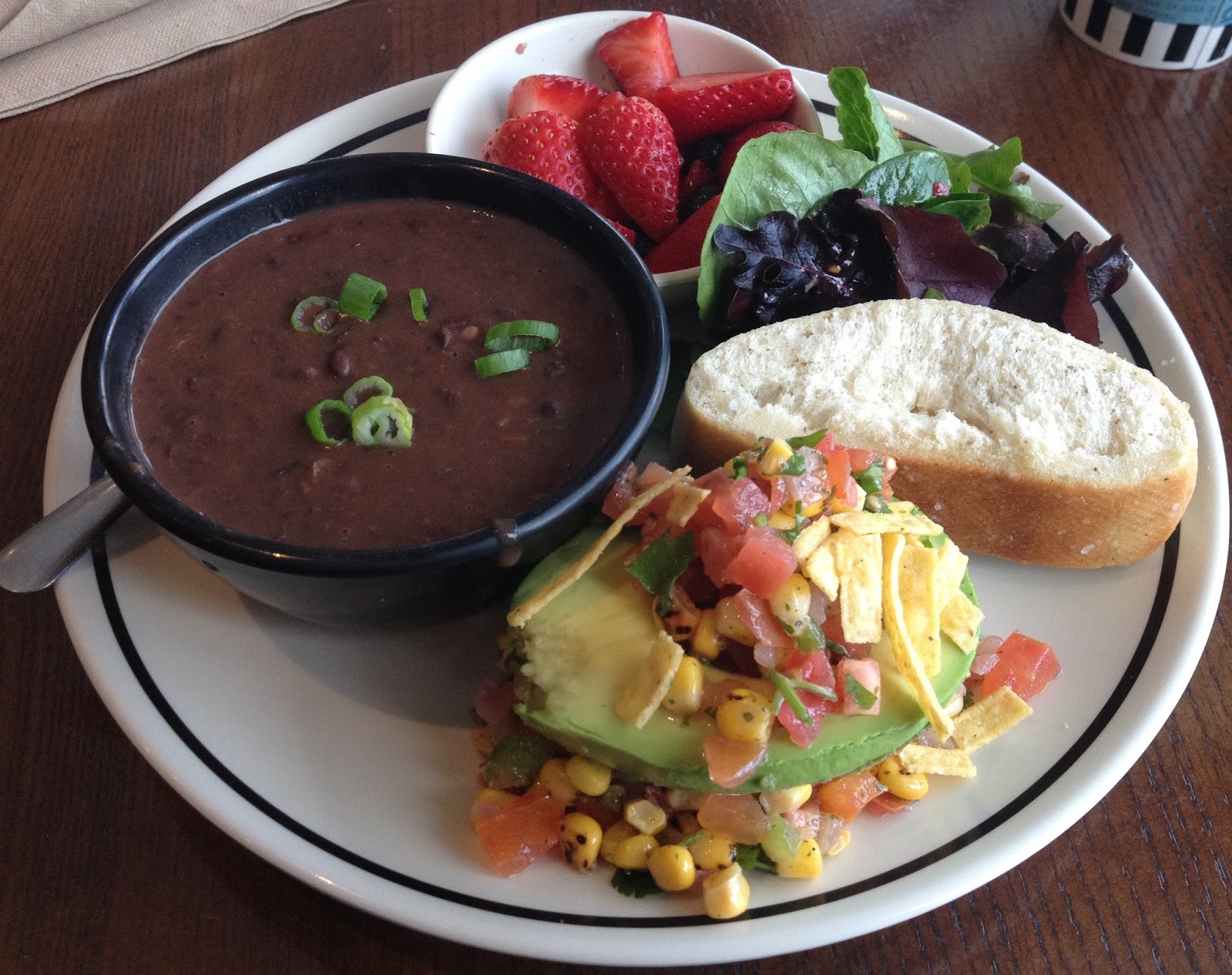 corner bakery calories tomato basil soup