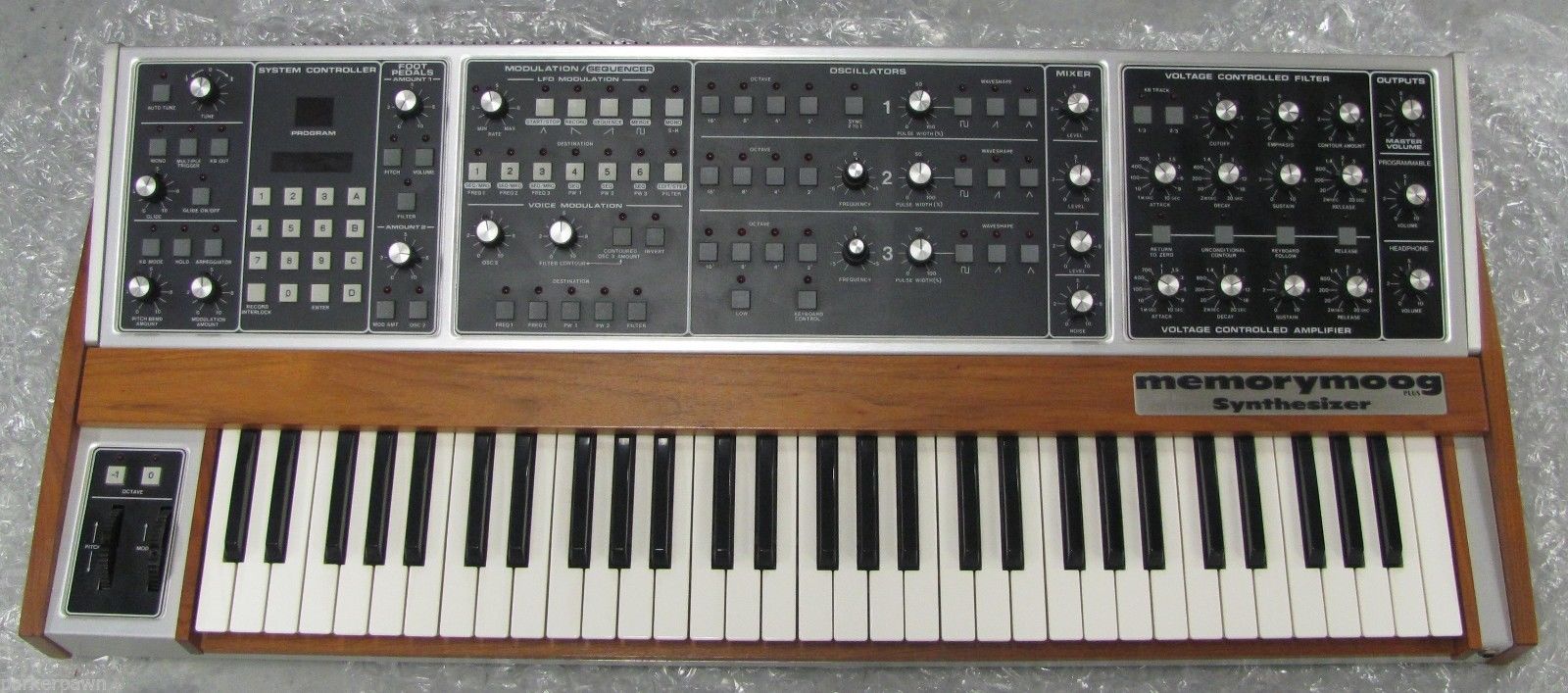 MATRIXSYNTH: VINTAGE MEMORYMOOG PLUS SN 2357