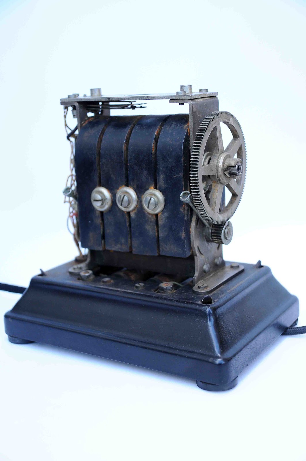 Old Vintage Gallery: Ericsson Magneto Telephone Circa 1910-1920