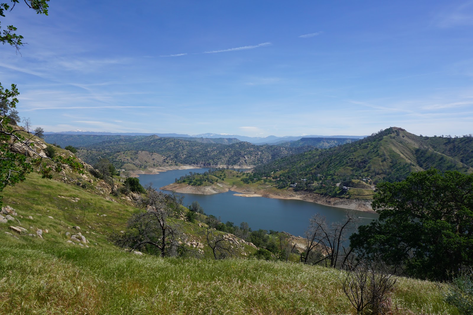 Mid Sierra Musings: Millerton Lake: Views Along The Madera Side