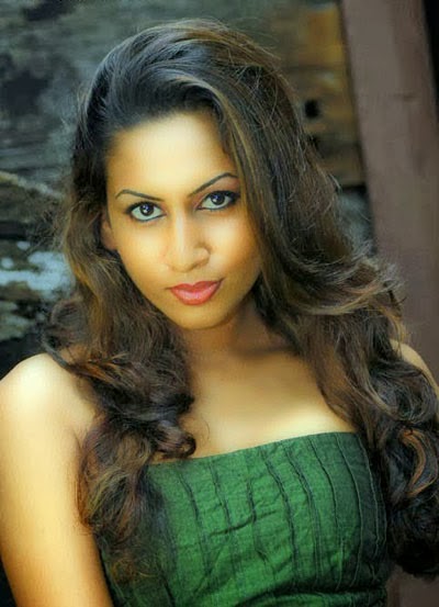 Models Bank : Nilukshi Amanda Silva