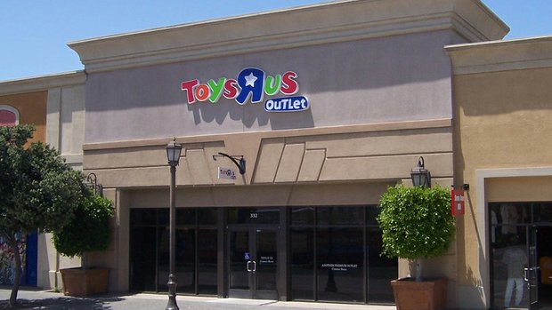 Toys R Us to open 900,000 square feet of new stores in 2013