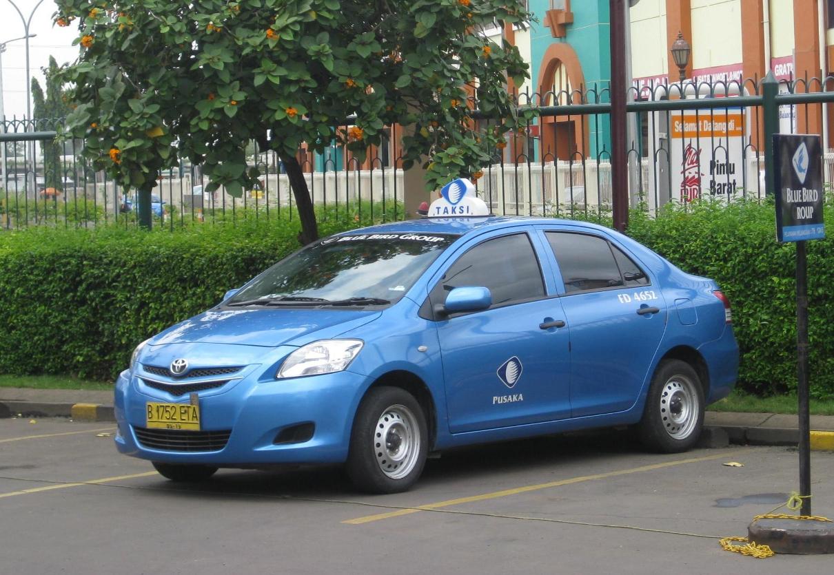 Pilihan Cerdas Mobil Bekas Ex. Taksi Di Rentang Harga 40-60 Juta