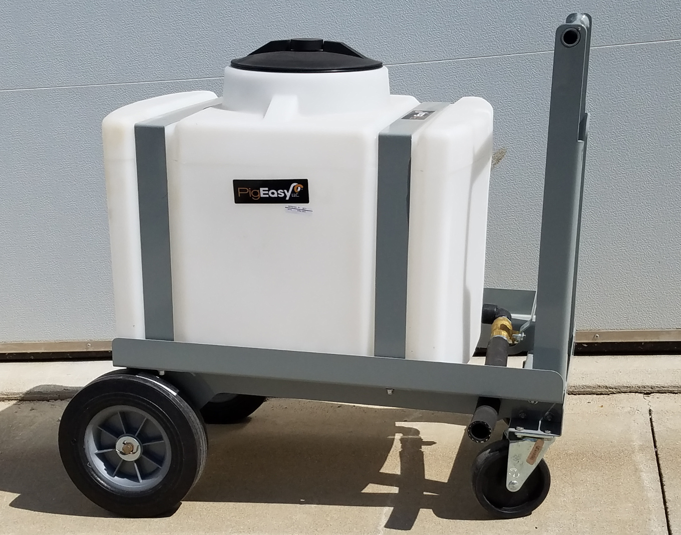 Pig farming equipment innovation | PigEasy striving to find the better way