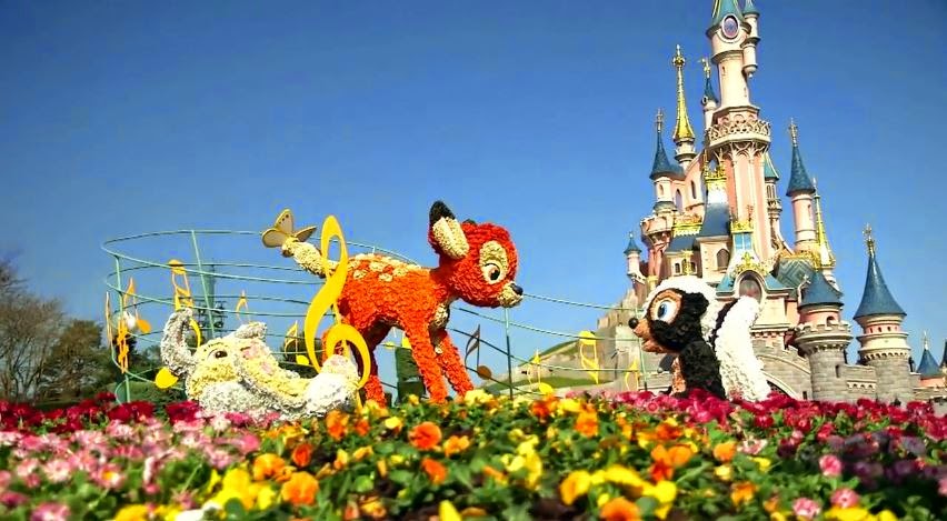 Disneyland : Swing into Spring | Le Pastel Blog