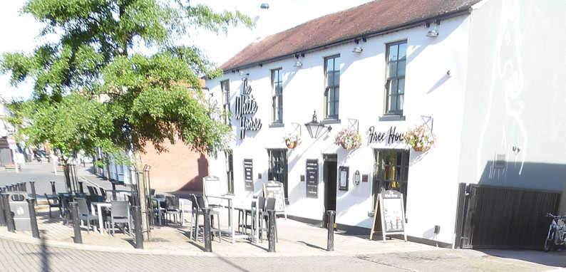 Nigel Fisher's Brigg Blog: NEW TO THE J D WETHERSPOON PUB IN BRIGG