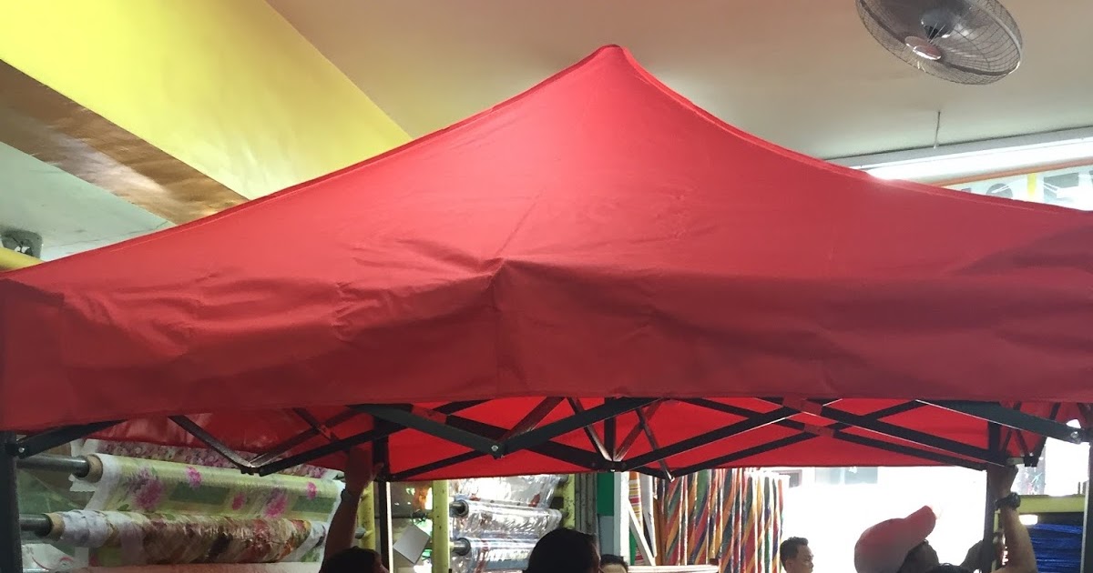 RETRACTABLE GAZEBO TENT