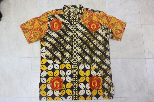 Kemeja Batik Bola Manchester United
