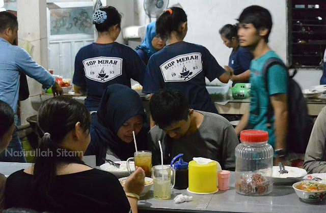 Kuliner Malam Sup Merah di Jogja - Nasirullah Sitam