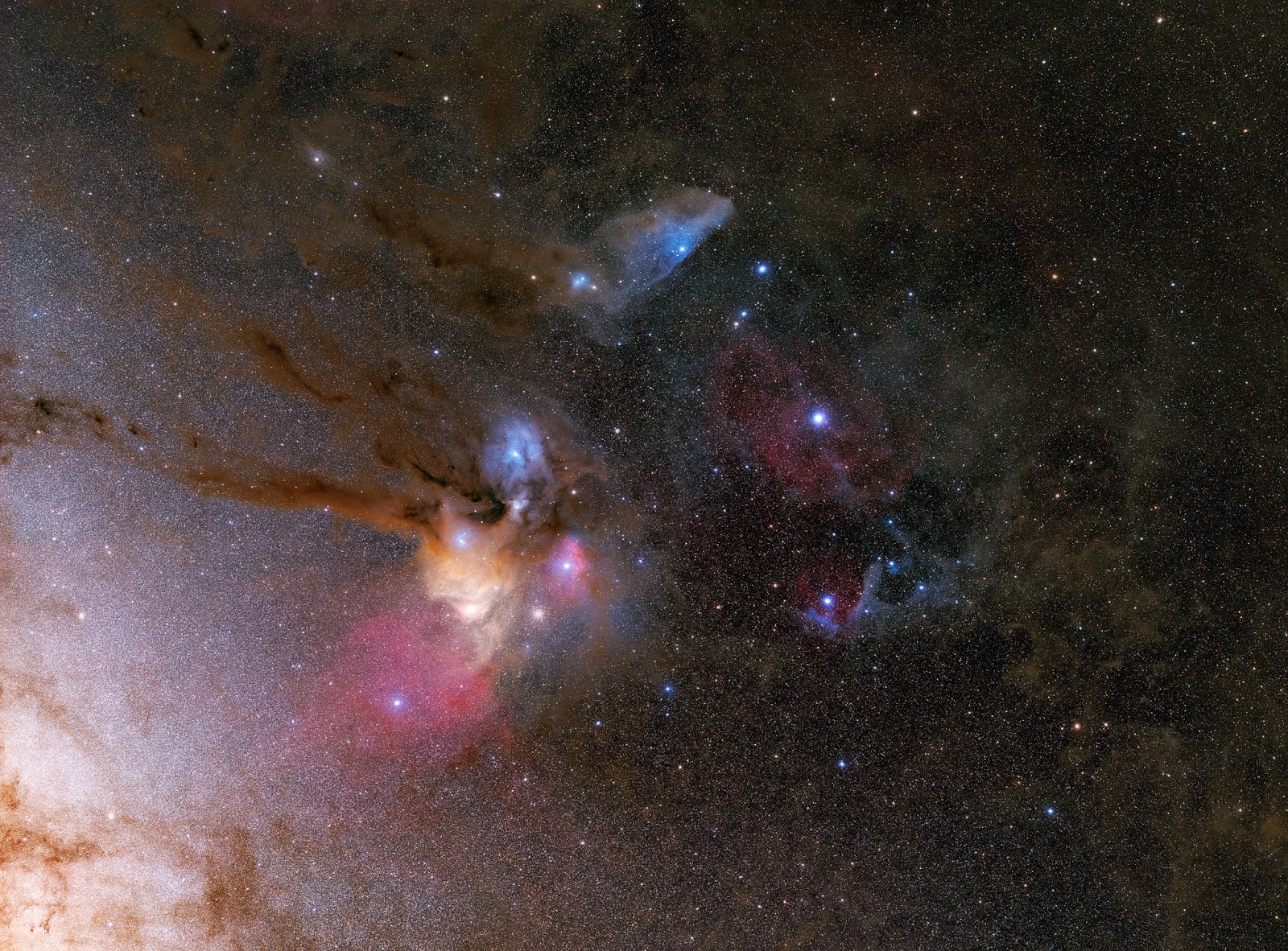 Sistema Estelar Rho Ophiuchi