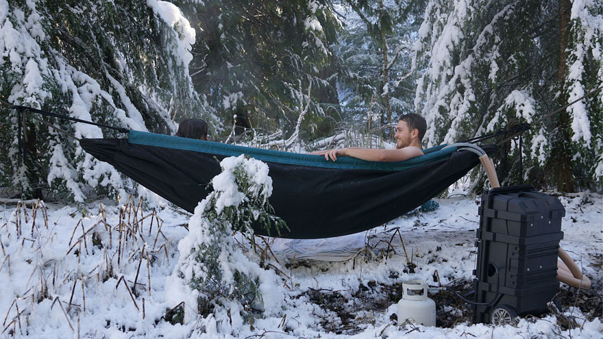 This Hot Tub Hammock Just Might Be The Most Relaxing Thing Ever - Snow ...