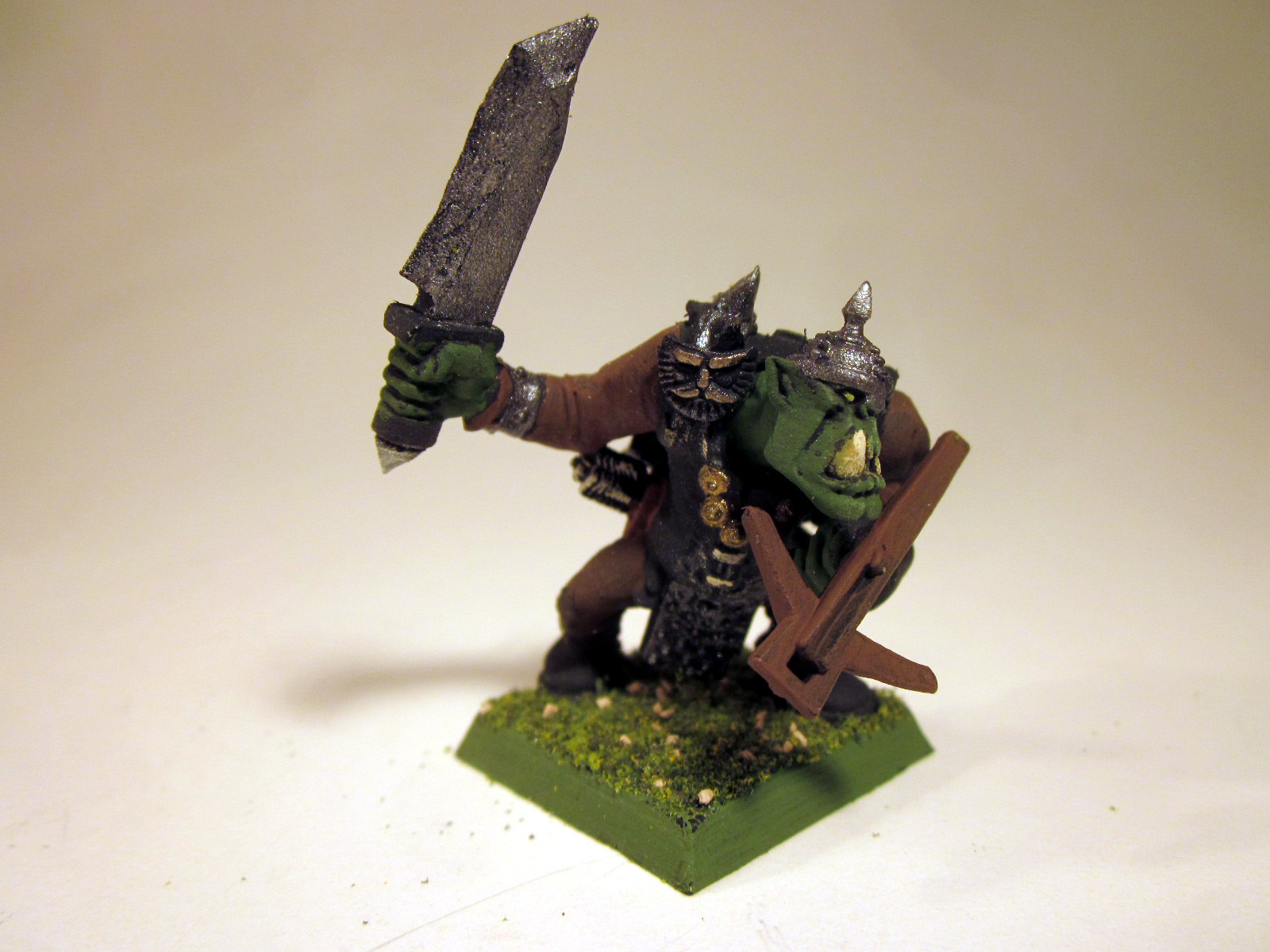 Battleground Hobbies: Ruglud's Armoured Orcs Dogs of War Unit Completed!