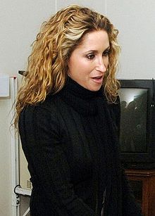 Heidi Newfield | Celebrities Photos Hub