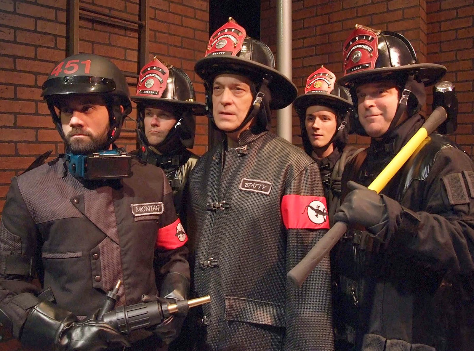 La bitácora de Clara : Fahrenheit 451