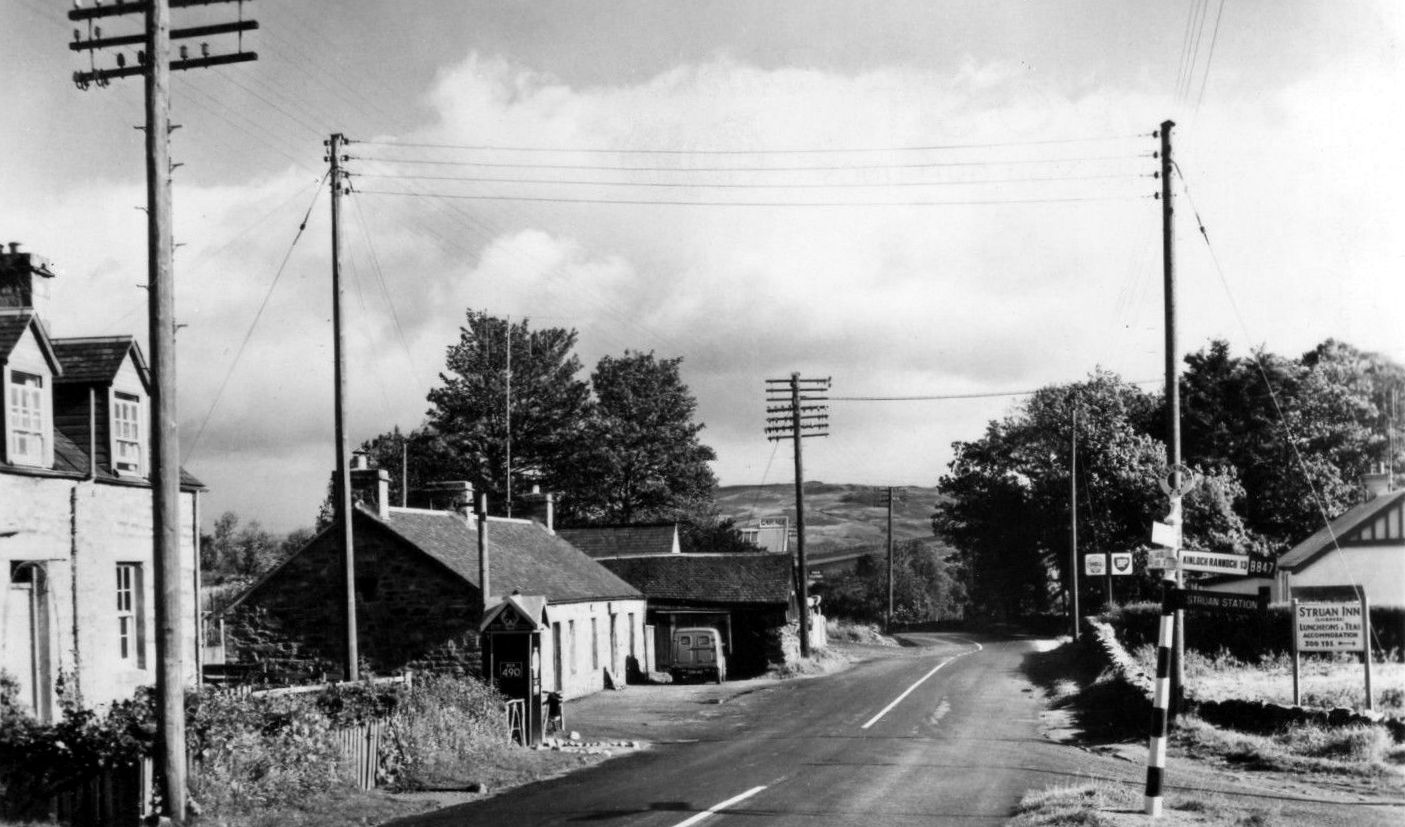 Tour Scotland: Old Photograph Road Through Calvine Scotland