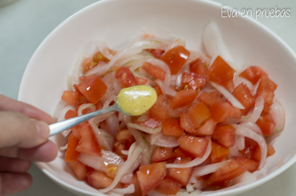 Ensalada de Tomates, Cebolla y Mostaza | Eva en pruebas
