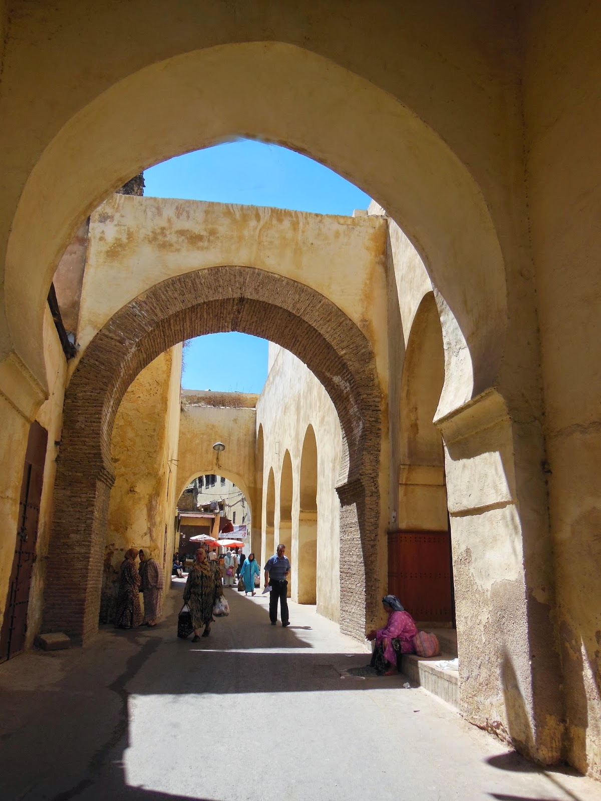 Voyages au Maroc: AZROU - MEKNES
