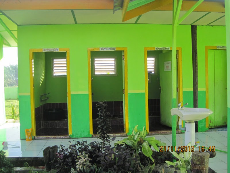 SDN NO 260/VI RAWA JAYA II: TOILET GURU dan SISWA