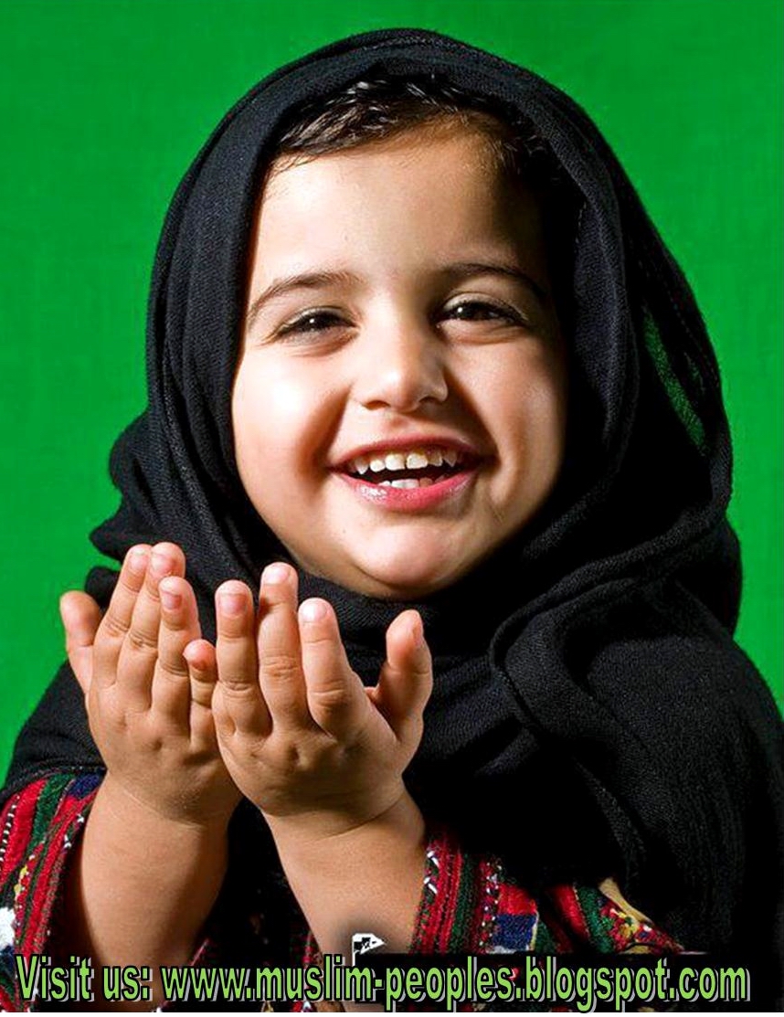 Muslim People: Cute Muslim Kid Praying - Part (2)