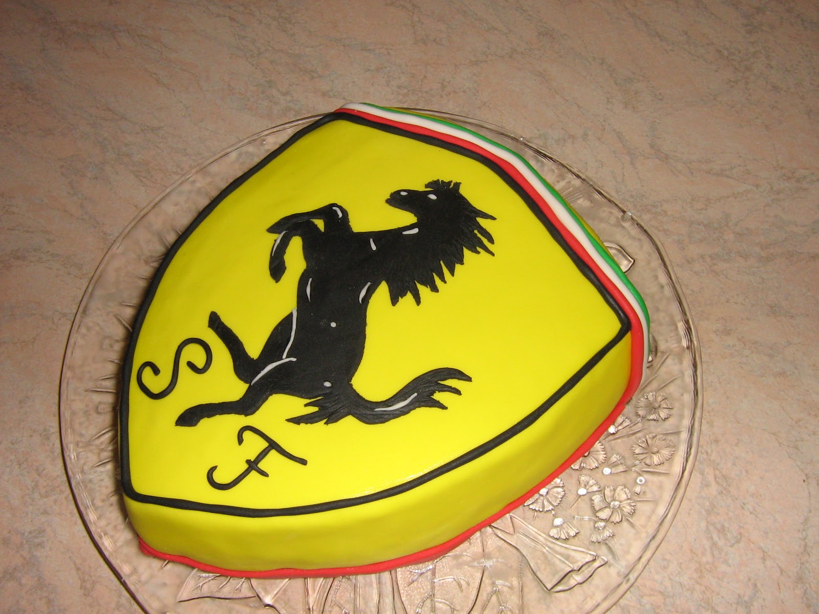 LODOCAKE: TORTA FERRARI!!!!