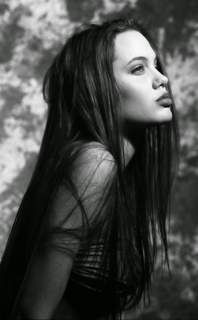 30 Stunning Black And White Photos Of Angelina Jolie From Her First