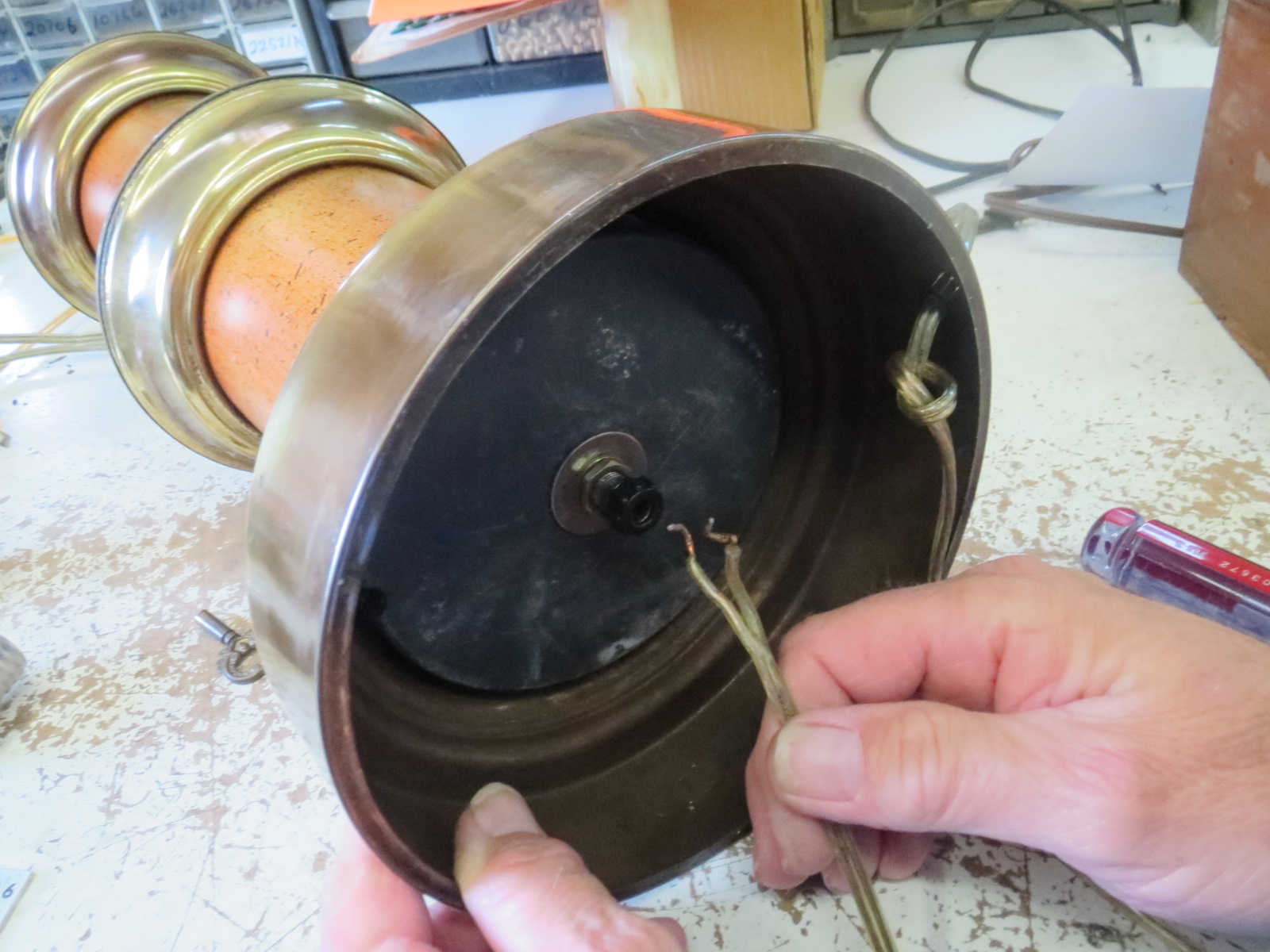 Lamp Parts and Repair | Lamp Doctor: Table Lamp Repair - Replace a Lamp ... Lamp Parts and Repair | Lamp Doctor: Table Lamp Repair - Replace a Lamp ...
