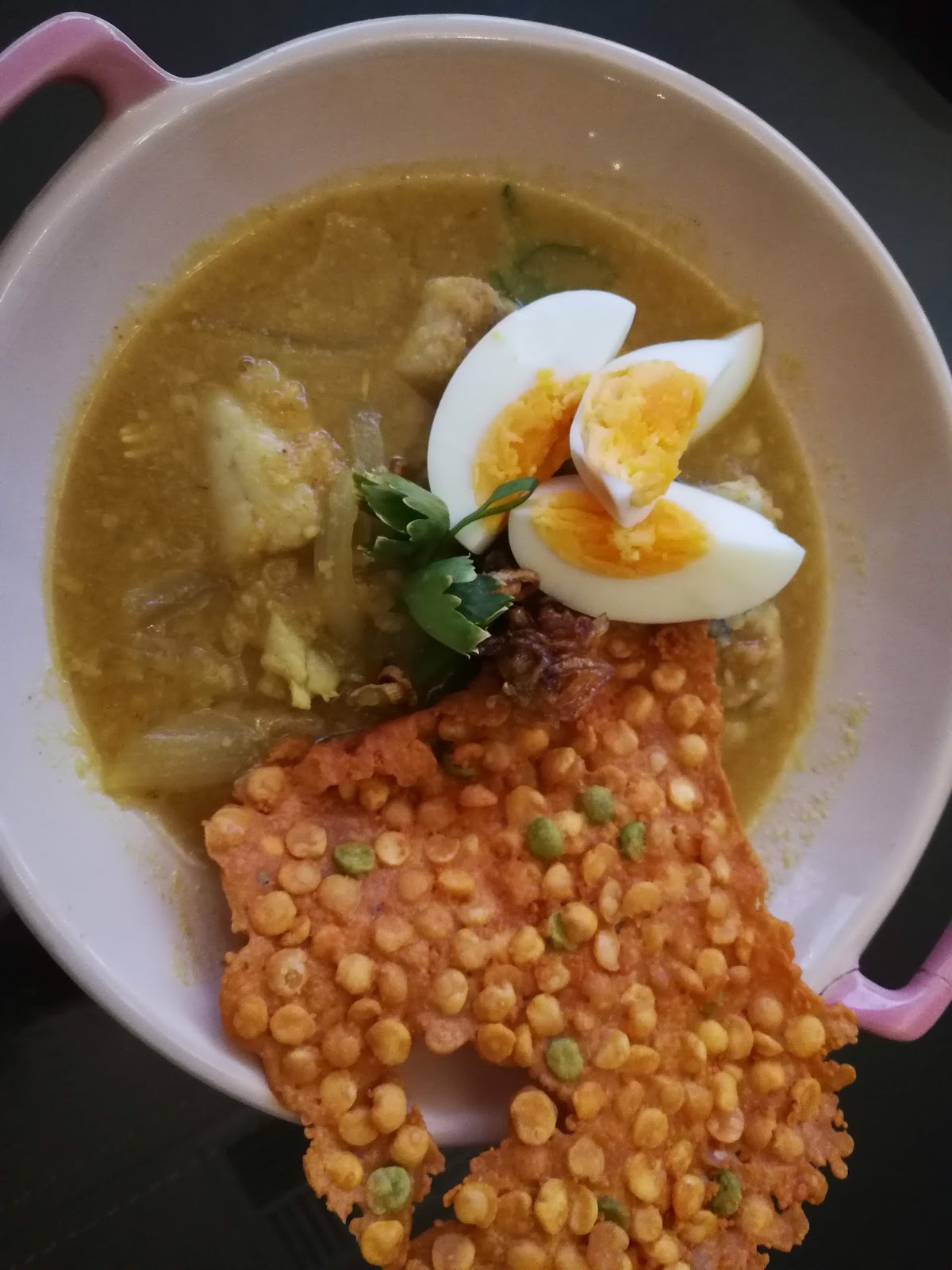 My Foodies: Mohinga, Burmese Fish Soup Noodle