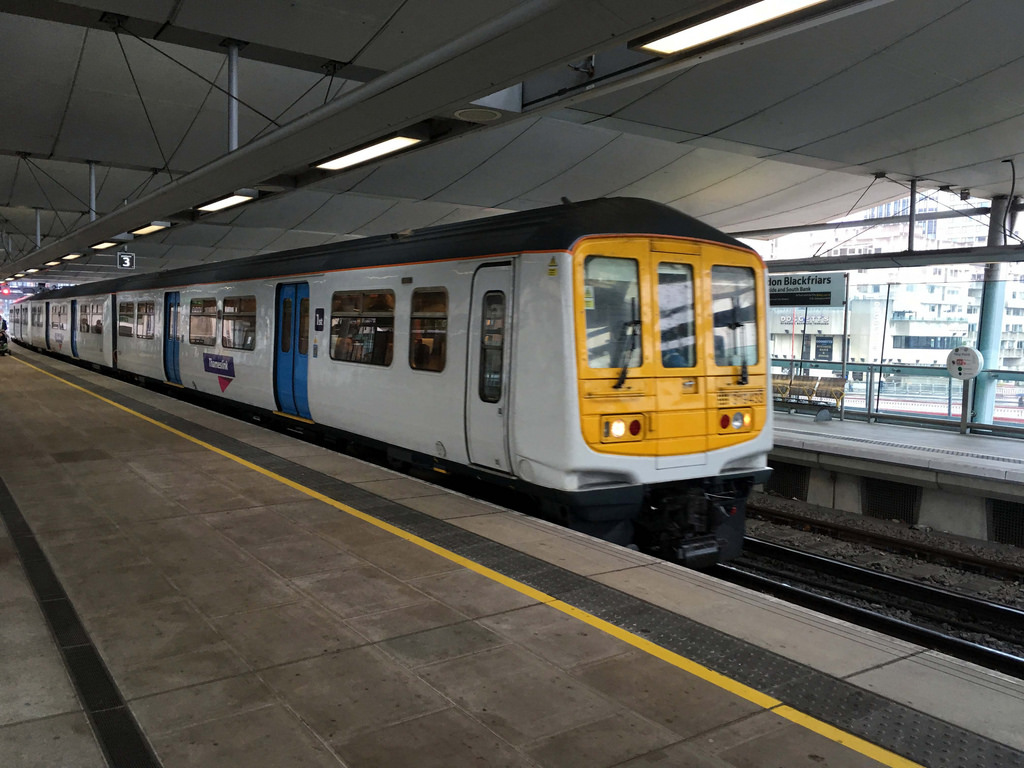 British Diesels and Electrics: Class 319 (BREL York Cross-Country ...