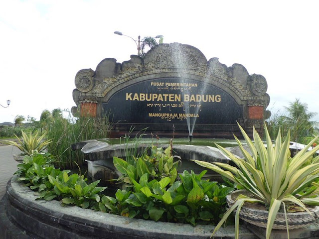 Kota Badung ~ Bumi Nusantara