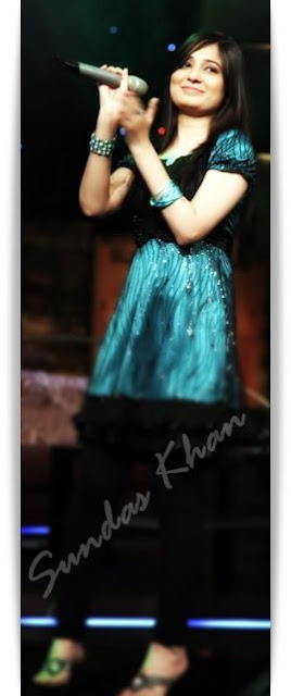 Paki Pics: Pakistani Singer And Model Sundas Khan Photos and Wallpapers