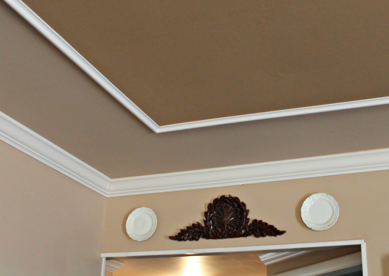 20 North Ora: Molding and Script Trim