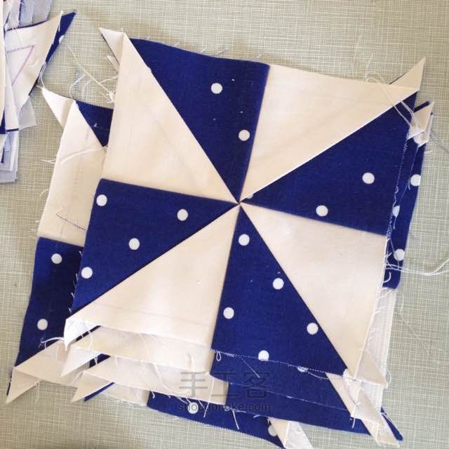 Patchwork Quilt Windmill of triangles. DIY step-by-step ~ DIY Tutorial ...