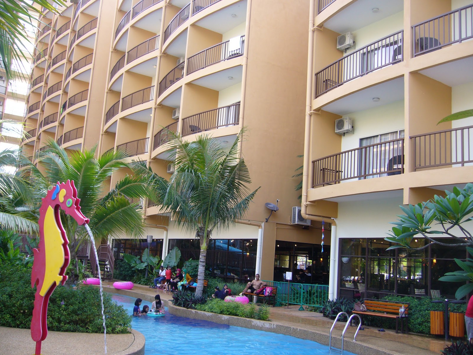 SyamSGold...Borong 4 All: GOLD COAST MORIB RESORT- TEMPAT PERCUTIAN ...