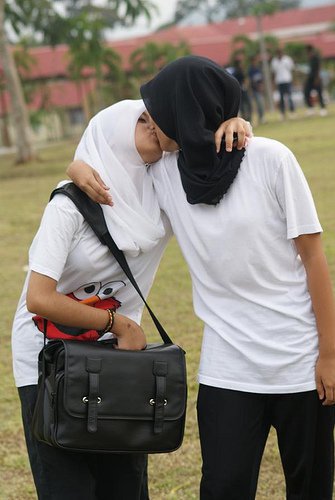 Dya Mohamad Gambar Gadis Bertudung Bogel