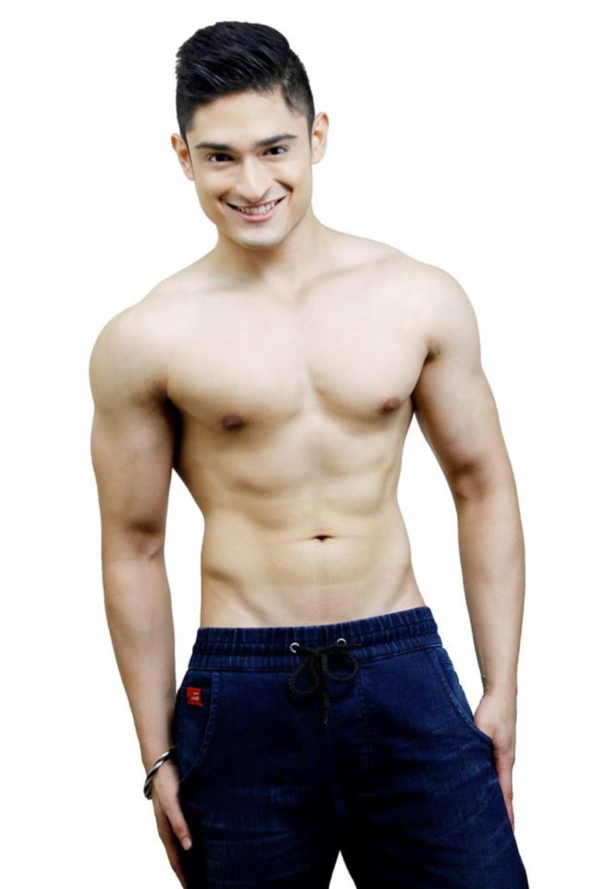 Man Central: Addy Raj: Shirtless