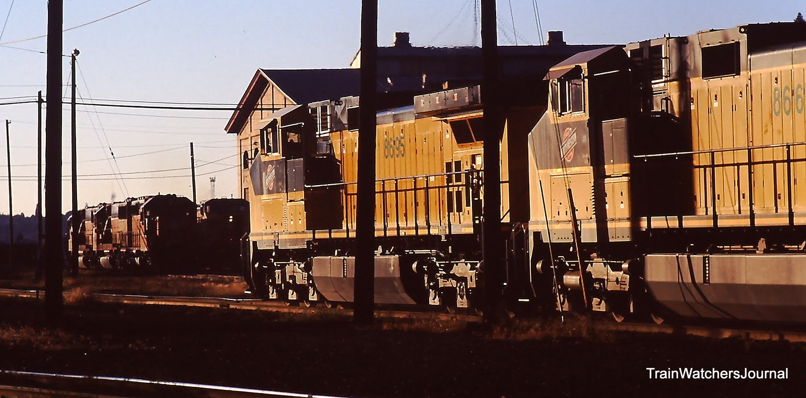 TrainWatchersJournal: Hot Pig Trains Continued - Union Pacific 1995