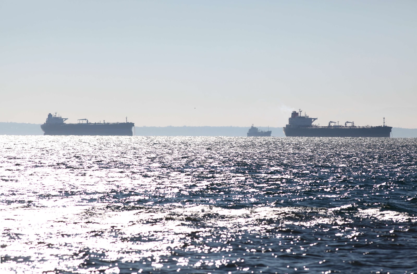 thesshipping: ΦΩΤΟΓΡΑΦΙΑ ΗΜΕΡΑΣ: ΛΙΜΑΝΙ ΘΕΣΣΑΛΟΝΙΚΗΣ