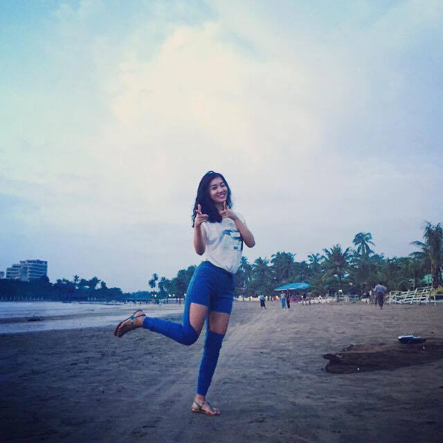 Lu Lu Aung - On the beach Album | Myanmar Model Girl