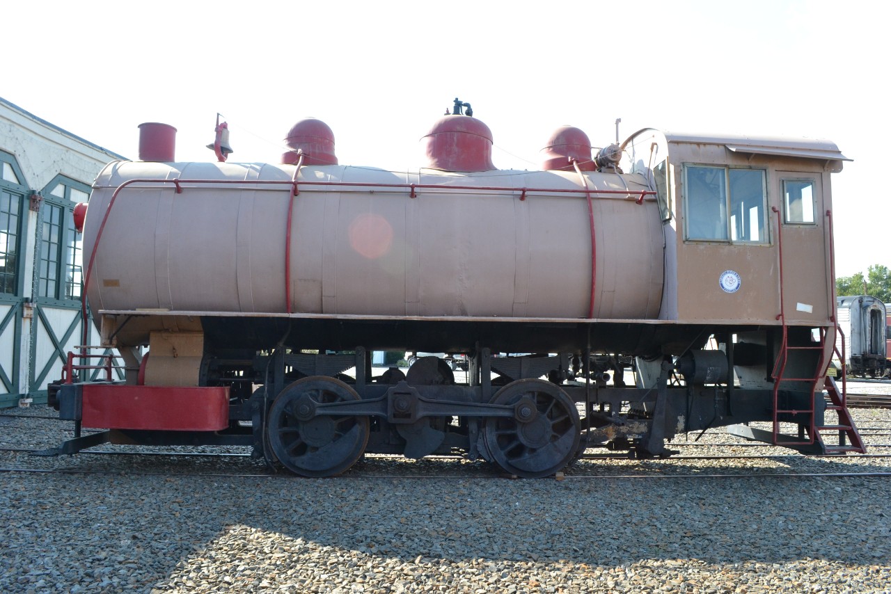 The Iron Mule: H. K. Porter Fireless Steam Storage Locomotive