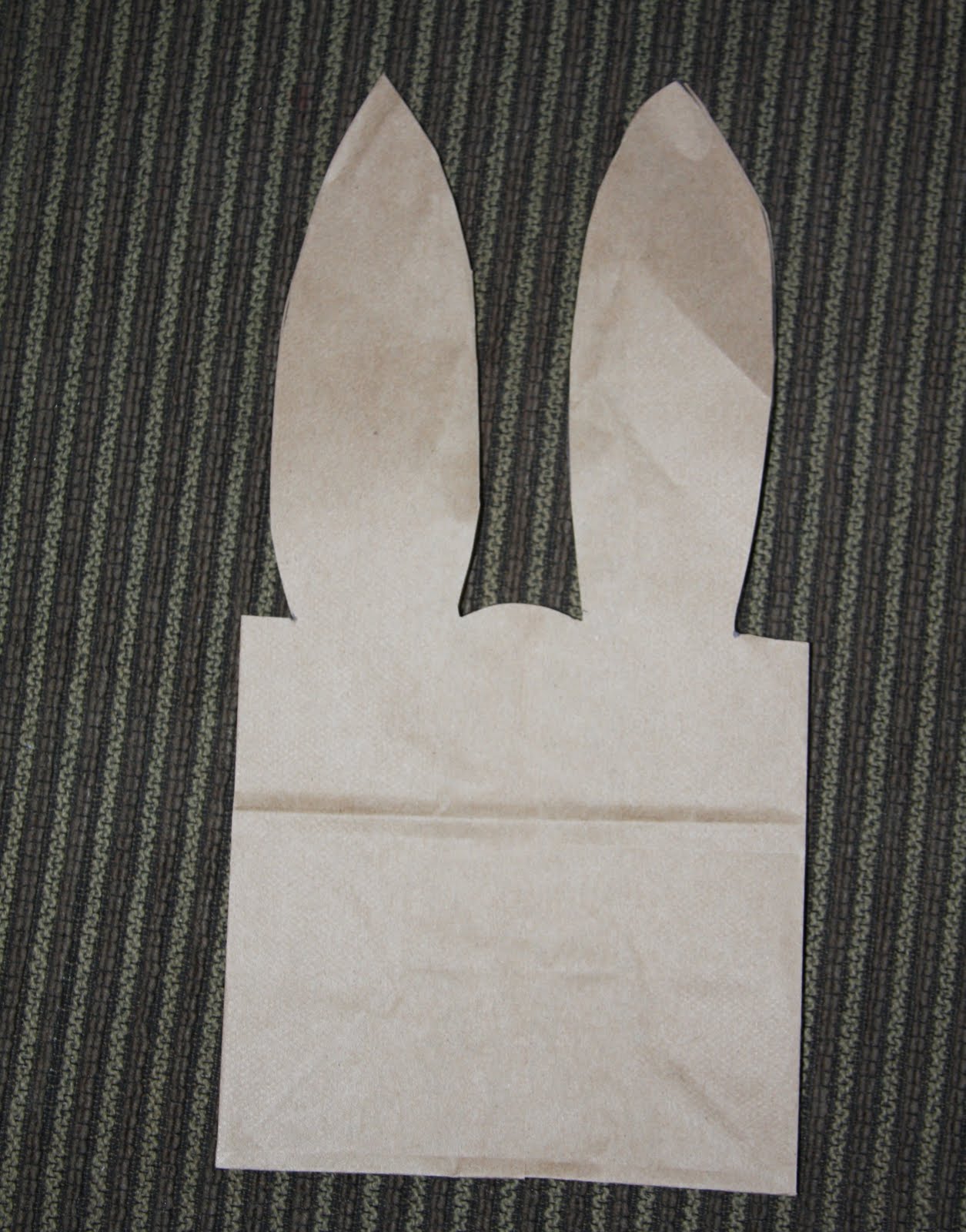 Trendy TreeHouse: Lunch Bag Bunnies